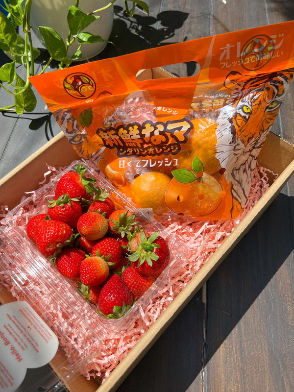 Gift Box Strawberries and Japan Ponkan Pack | Crate2Plate